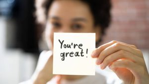 Phrases to Give Compliments in Japanese - NihongoNana
